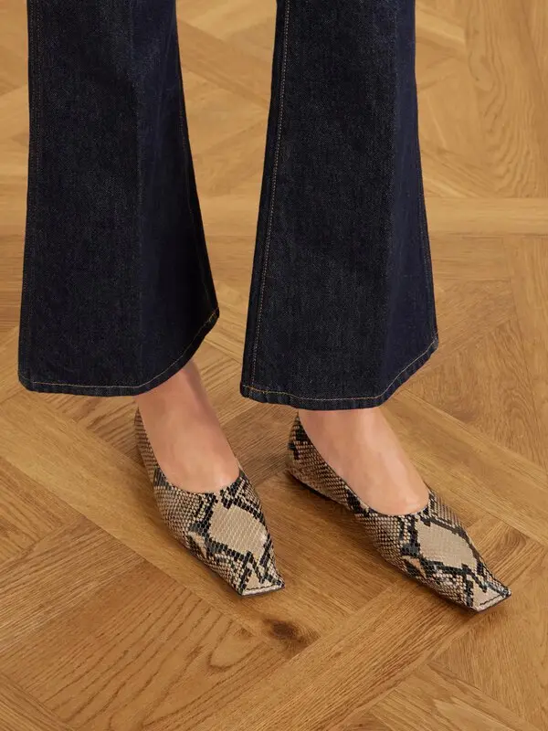 Khaite Pointed-toe Flat Shoes