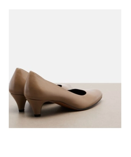 THE ROW Ornella Leather Pumps