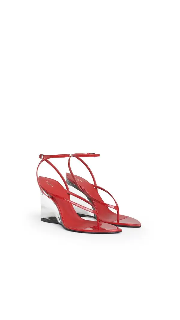 Alaïa Flip-flops Wedge Sandals
