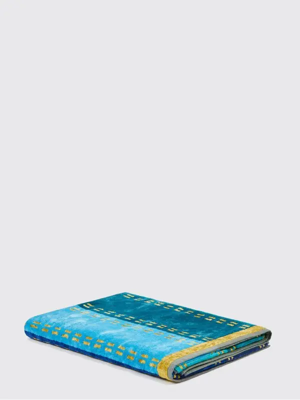 CARRARA Bath And Beach Towels Lifestyle