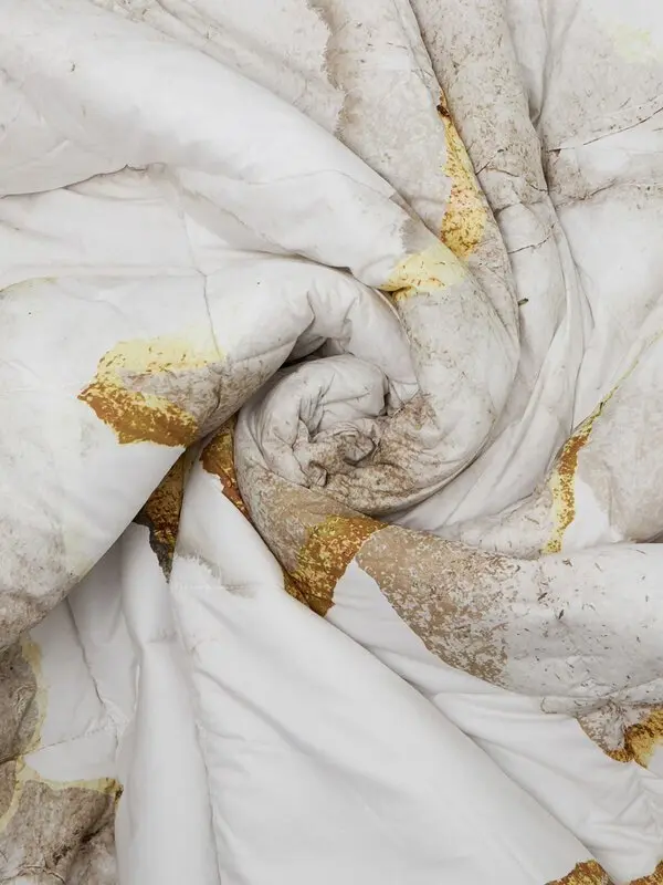 CARRARA Bedcovers And Blankets Lifestyle - White