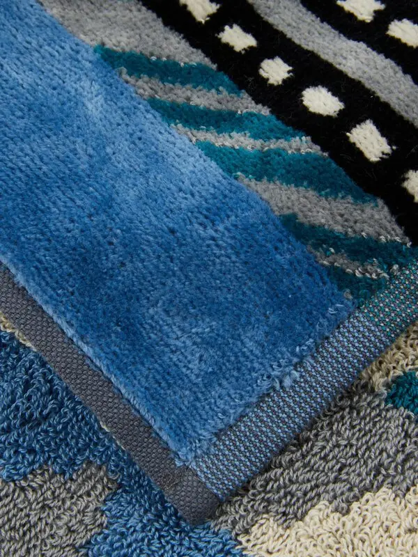 CARRARA Bath And Beach Towels Lifestyle - Blue