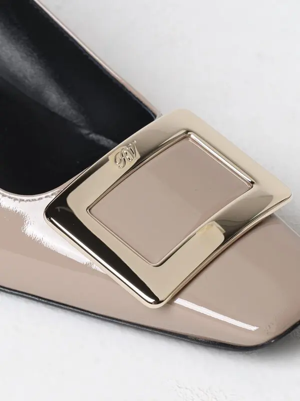 ROGER VIVIER Buckled Pumps - Dove Grey