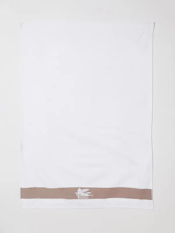 Etro Bath And Beach Towels Lifestyle