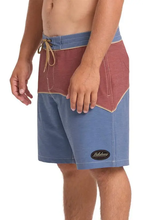 BILLABONG Garage Arch Lt Board Shorts