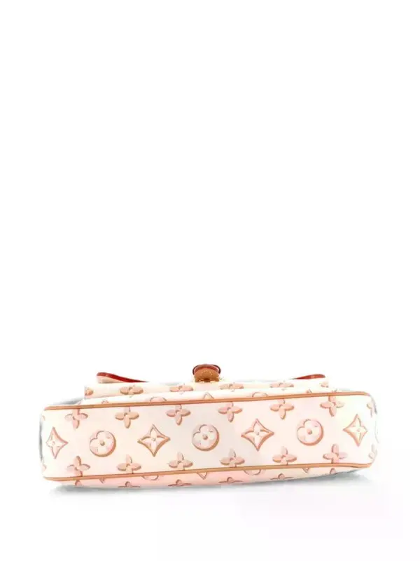 LOUIS VUITTON Maxi Multi Pochette Accessoires Fall For You Monogram Canvas Shoulder Bag
