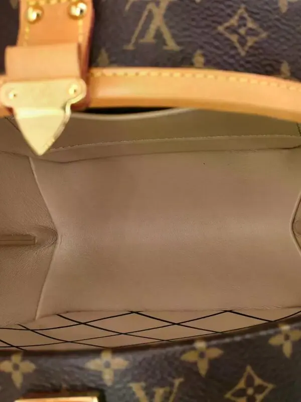 LOUIS VUITTON Petite Boite Chapeau Monogram Canvas Crossbody Bag