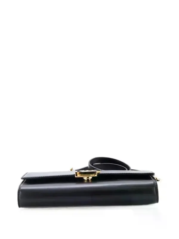 LOUIS VUITTON Capucines Wallet On Chain Leather Clutch Bag