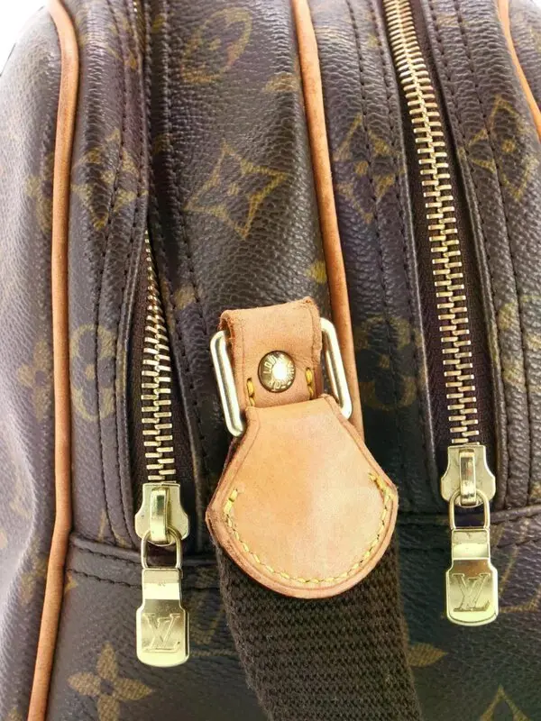 LOUIS VUITTON Monogram Canvas Pm Reporter Bag