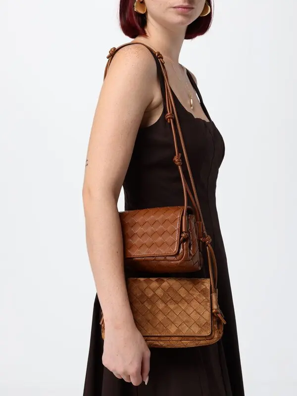 Bottega Veneta Woven Leather Clutch - Brown