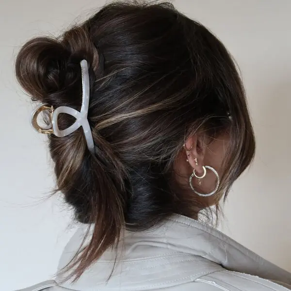 VIEVE Marble Claw Clip