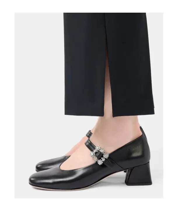 ROGER VIVIER Efflorescence Leather Mary Jane Pumps