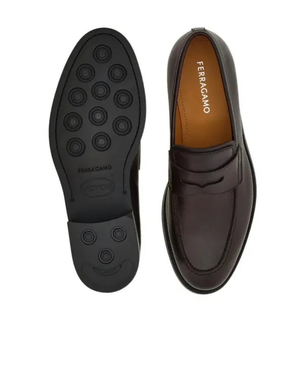 FERRAGAMO Penny Loafer