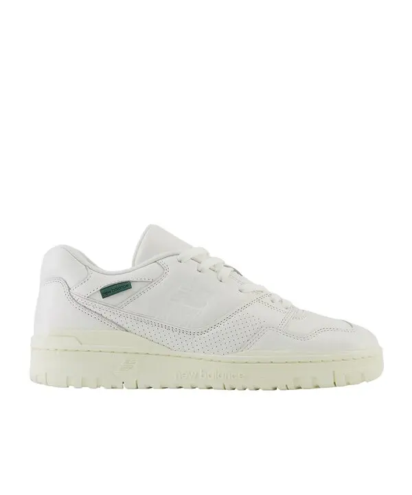 NEW BALANCE 550 Round Toe Sneakers