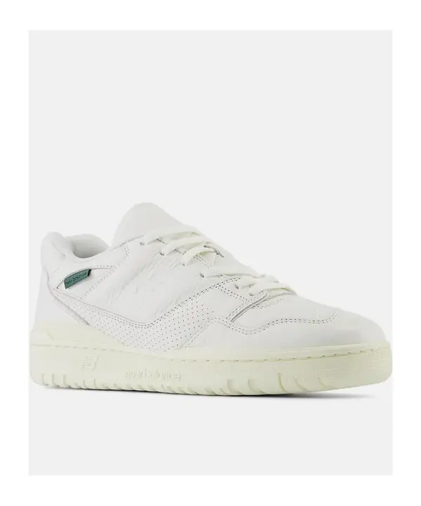NEW BALANCE 550 Round Toe Sneakers