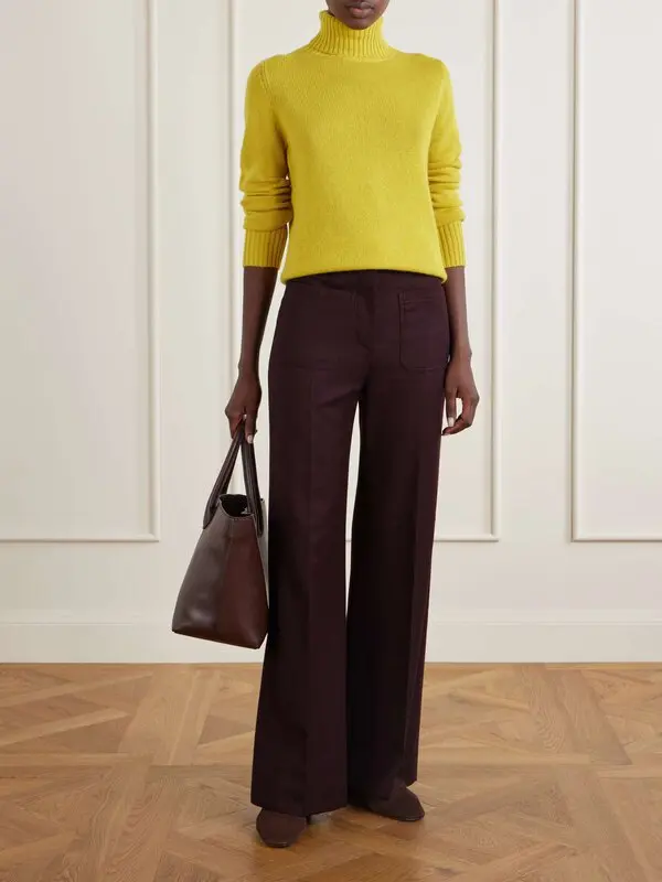 ALLUDE Turtleneck Cashmere Sweater