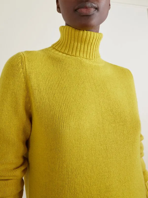 ALLUDE Ribbed Cashmere Turtleneck Sweater