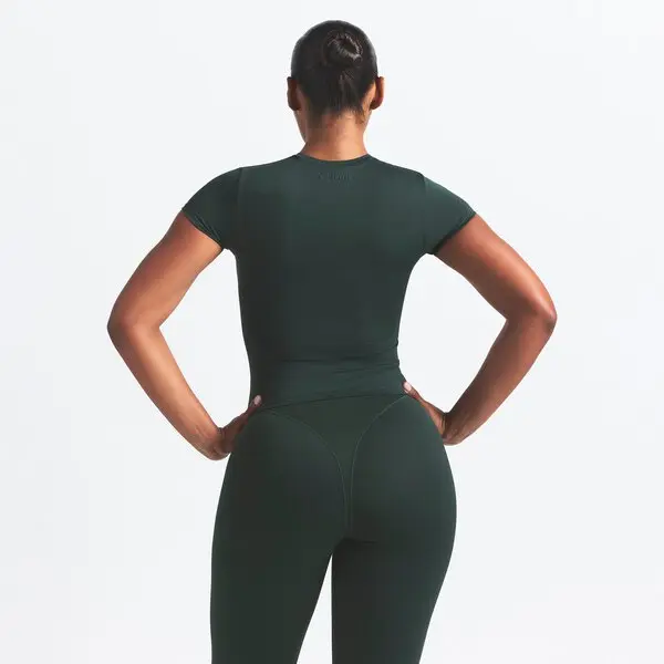 SKIMS Padded Baby T Shirt | Green | Medium | Nike Matte