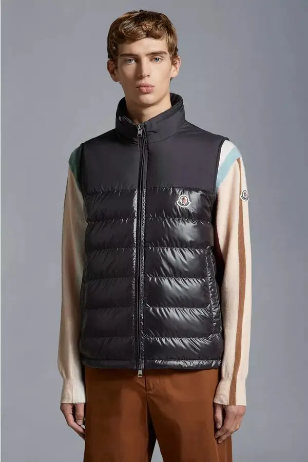 Moncler Logo Patch Quilted Vest