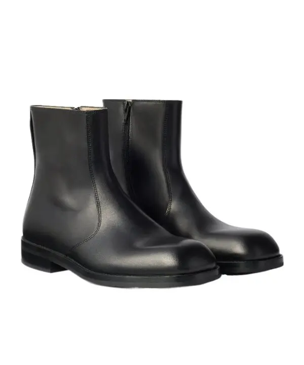 LEMAIRE Zipped Ankle Boots In Shiny Leather