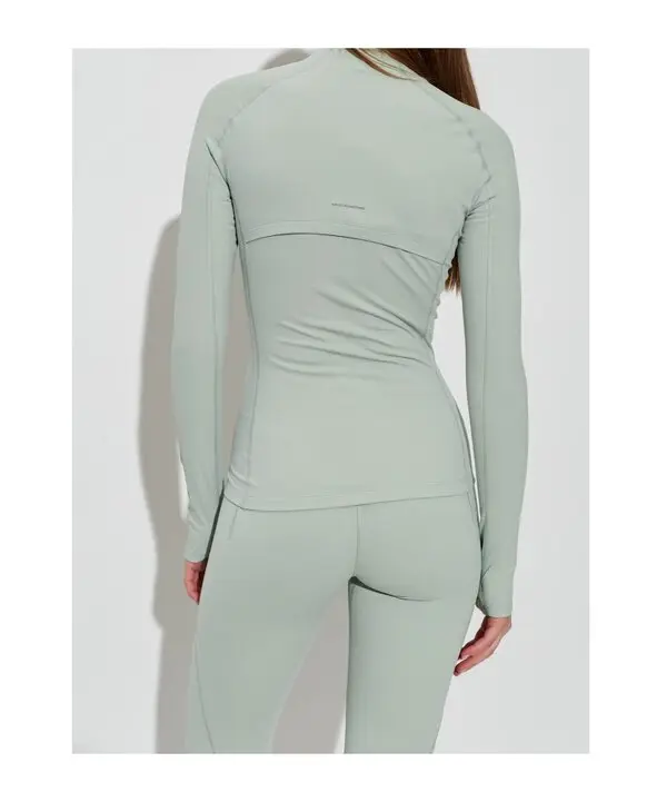 On Zip-up Performance Top