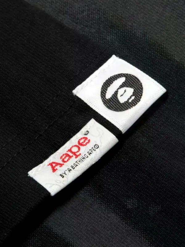 AAPE BY *A BATHING APE Aapeunvs Logo-print Graffiti-effect T-shirt