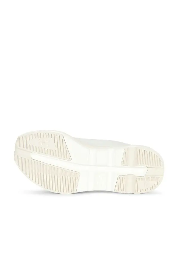 On Cloudzone Sneaker