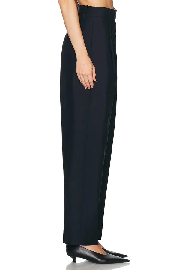 RÓHE Daria Single Pleat Tapered Trouser