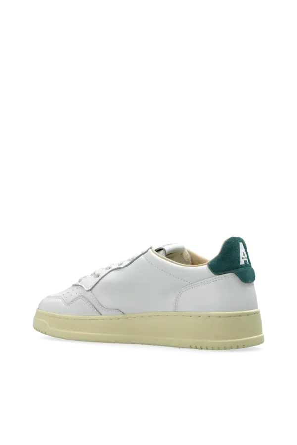 AUTRY Medalist Low Top Lace Up Sneakers - White