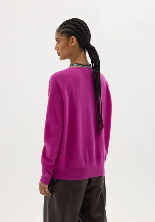 HUSH Constance Cashmere V-neck Jumper - Magenta