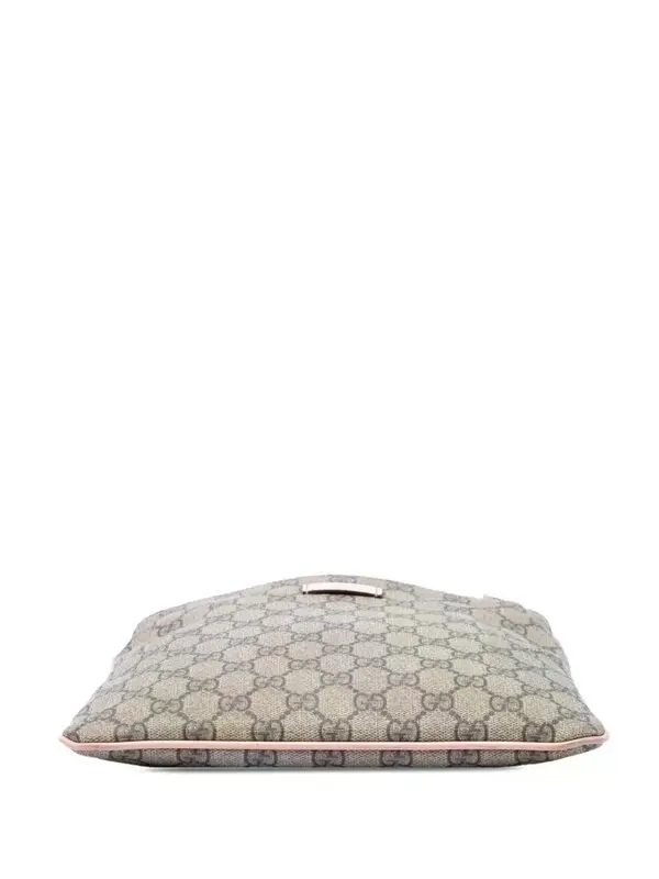 Gucci Gg Supreme Crossbody Bag