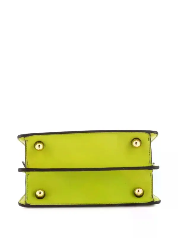 Fendi Peekaboo Iseeu Baguette Leather Crossbody Bag - Green