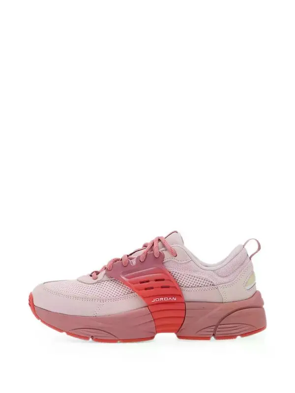 JORDAN Trunner O/s Sneakers