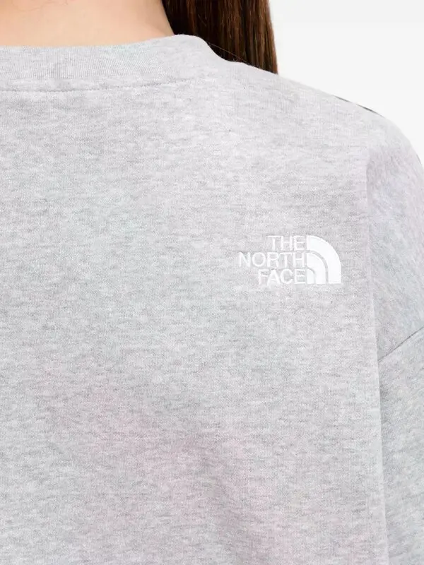 The North Face Essential Sweatshirt