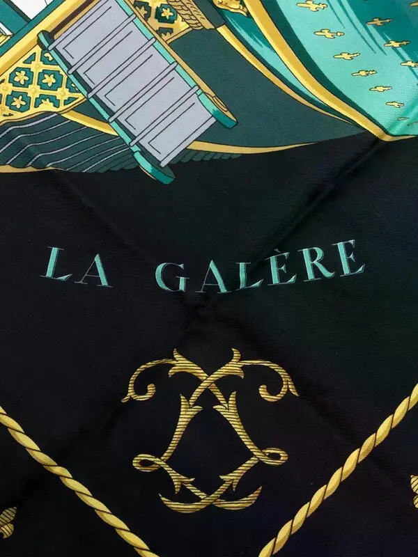 Hermès 2000-2026 Vue Du Carrosse De La Galere La Reale Silk Scarf 90 Scarves - Multicolour