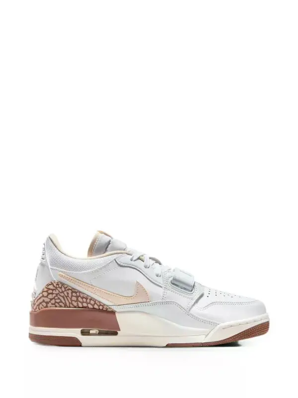 JORDAN Legacy 312 Low Sneakers
