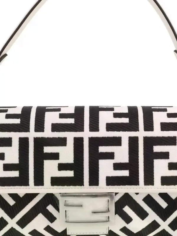 Fendi Baguette Logo-print Canvas Shoulder Bag