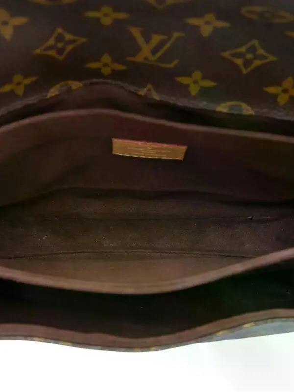 LOUIS VUITTON 2016 Monogram Pochette Metis Satchel
