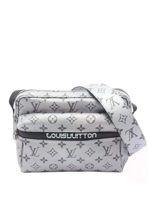 LOUIS VUITTON 2017 Monogram Reflect Outdoor Messenger Pm Crossbody Bag - Silver