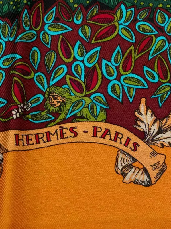 Hermès 1990-2010 Le Paradis Du Roy Silk Scarf 90 Scarves - Green