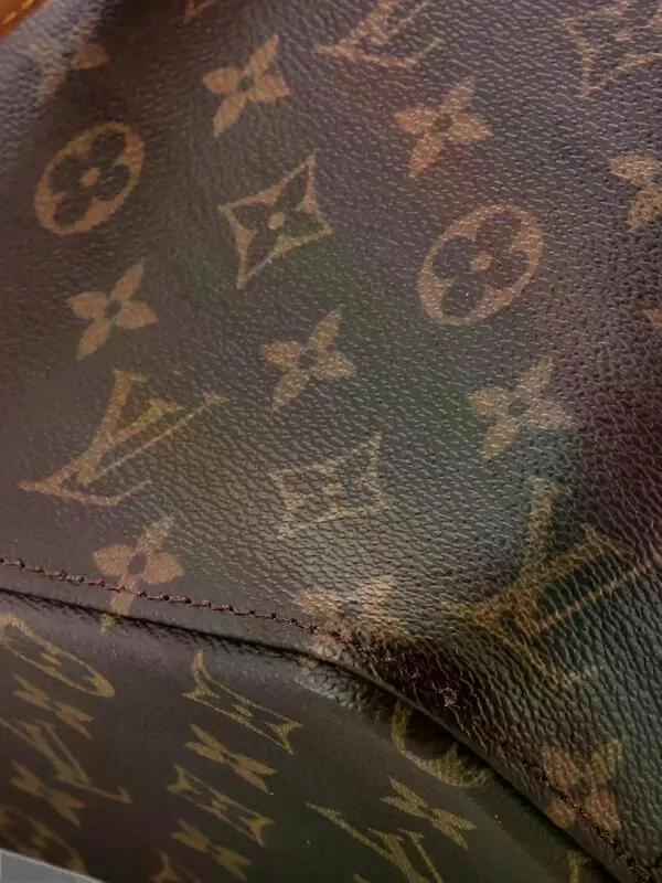 LOUIS VUITTON Luco Handbag Monogram Canvas Tote Bag - Black