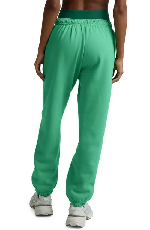 Beyond Yoga Luxe Fleece Relaxed Fit Joggers