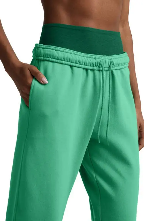 Beyond Yoga Luxe Fleece Relaxed Fit Joggers