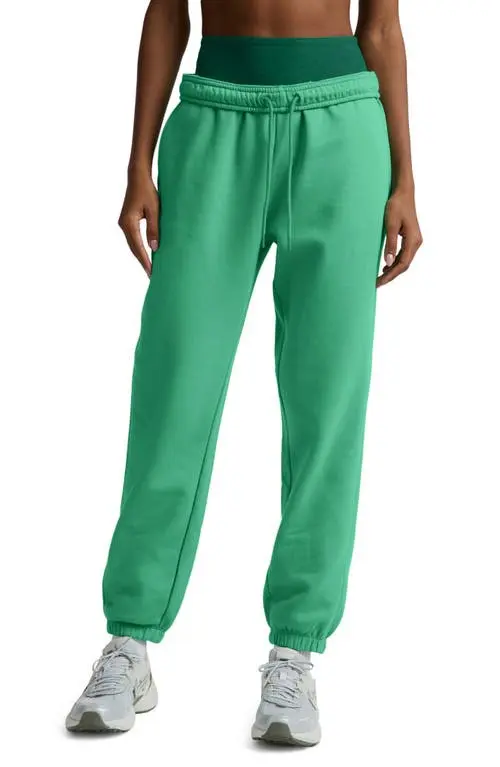 Beyond Yoga Luxe Fleece Relaxed Fit Joggers