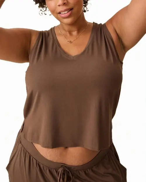 KINDRED BRAVELY Aria Cropped V-neck Tank - Chocolate