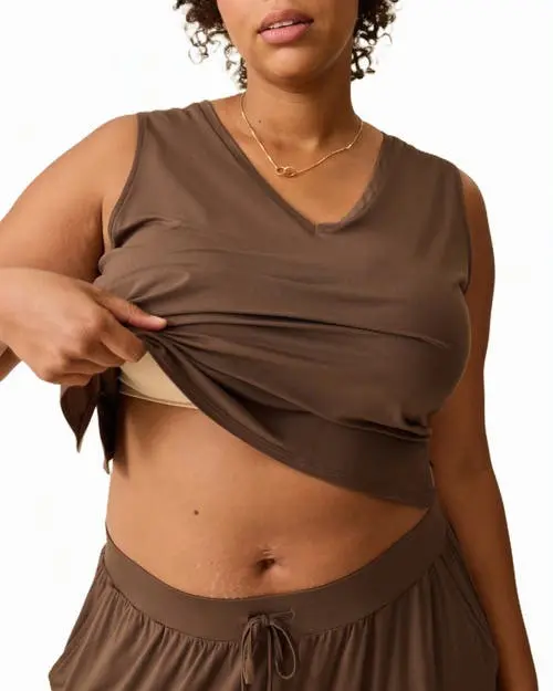 KINDRED BRAVELY Aria Cropped V-neck Tank - Chocolate