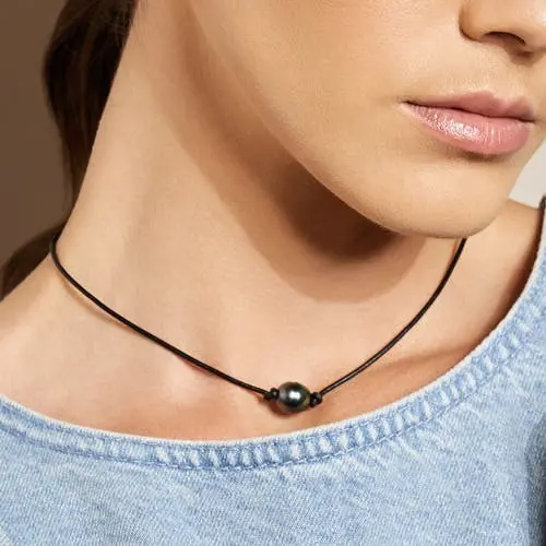 The Pearl Source Tahitian Baroque Pearl Leather Necklace