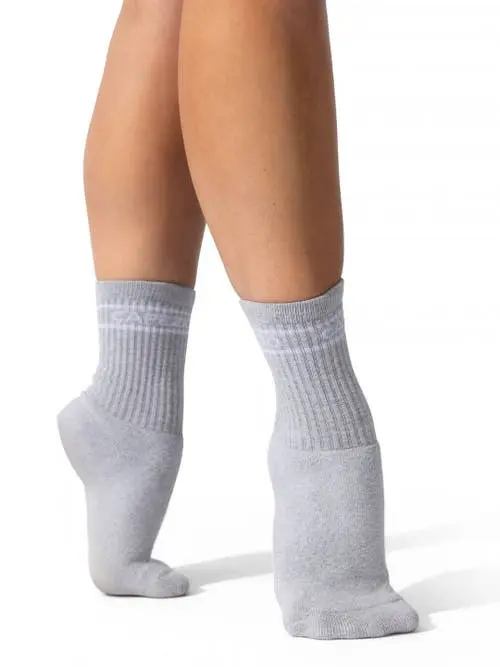 CAPEZIO Varsity Crew Socks - Medium Grey