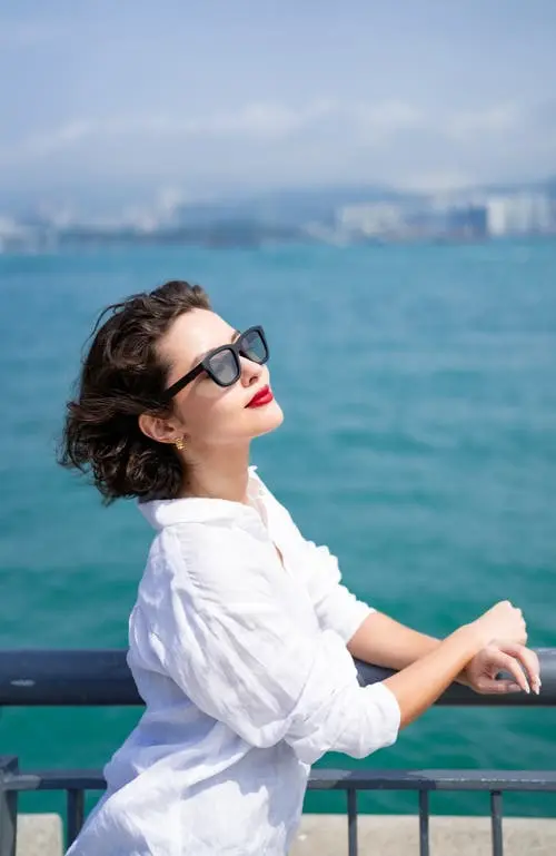CHAMELO Dusk Classic Button/app Alpha Sunglasses