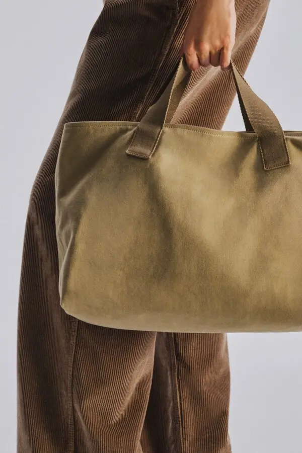 THE ROW Medium Brian Tote Bag - Beige